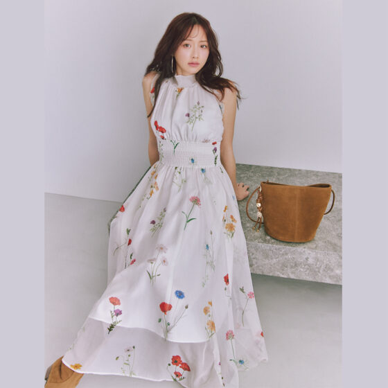 現代のミューズ「齋藤飛鳥」が纏う。優雅で芯のあるエレガンスなDior | sweet web | 宝島社の雑誌スウィート（sweet）公式サイト.